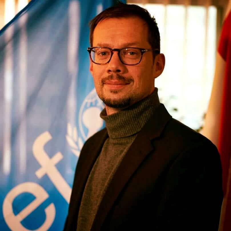 Jonathan Crickx : « Deux-tiers des hôpitaux sont désormais hors service ...